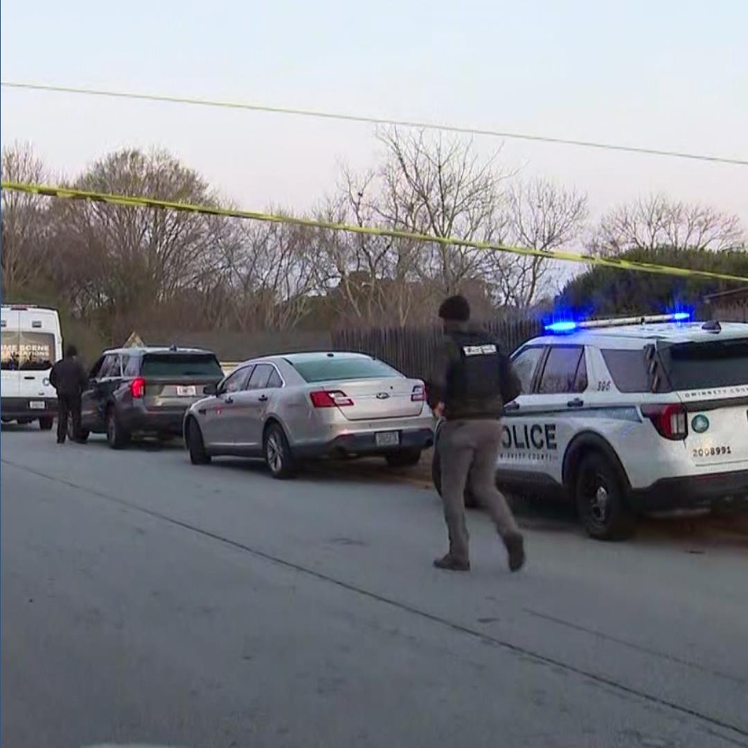 Gwinnett Police investigating after man found shot to death outside ...