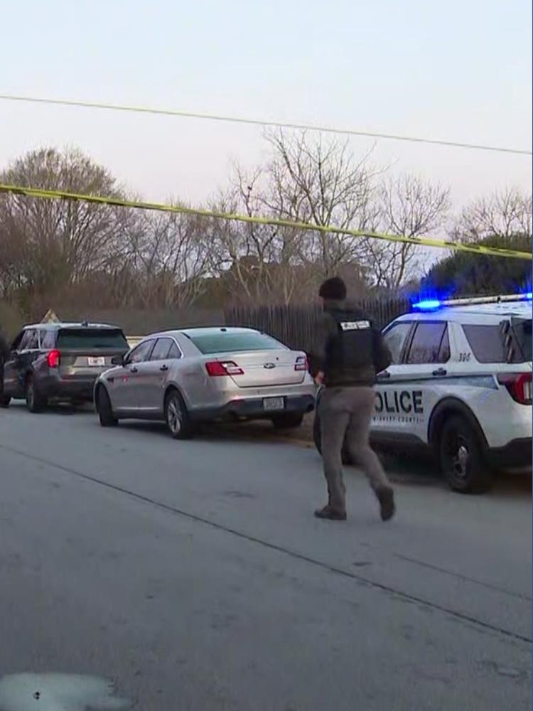 Gwinnett Police investigating after man found shot to death outside ...